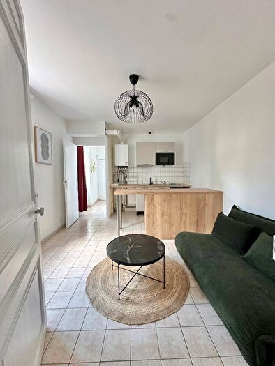 Centre Nord, Mâcon : Appartement 2 pièces à louer
