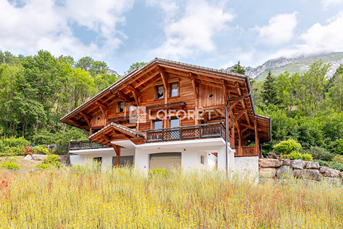 Maison à vendre - Abondance - 7 pièces - 6 chambres