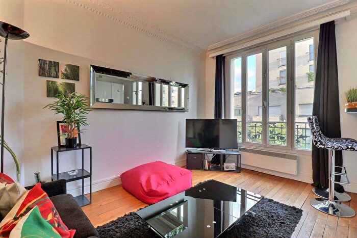 Appartement à louer - Jardin de Reuilly, Paris ème arrondissement - 1 pièce