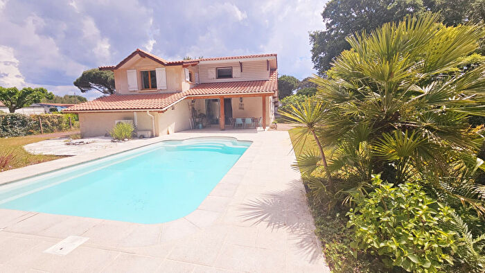 Maison à vendre - Gujan-Mestras, La Hume, Plage - 6 pièces - 4 chambres