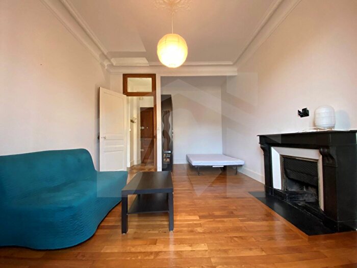 Appartement à louer - Berriat-Ampere, Grenoble - 1 pièce