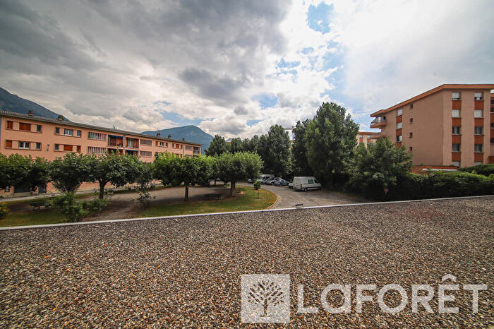 Appartement à vendre - Embrun - 3 pièces - 2 chambres