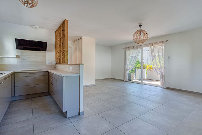 Appartement à vendre - Aix-les-Bains, Est - 4 pièces - 3 chambres