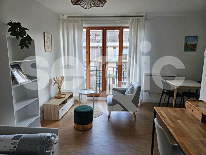 Appartement 1 pièce à Amiens, La Vallée Amiens, à louer