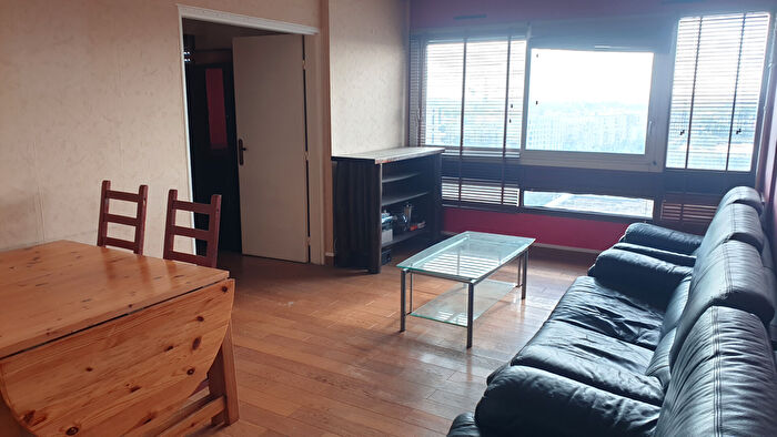 Bobigny, Centre-ville : Appartement 5 pièces à vendre