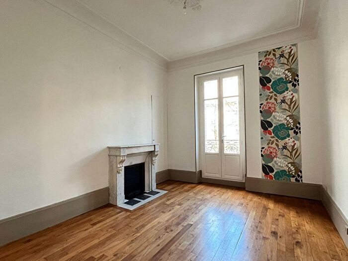 Grangier, Dijon : Appartement 3 pièces à louer