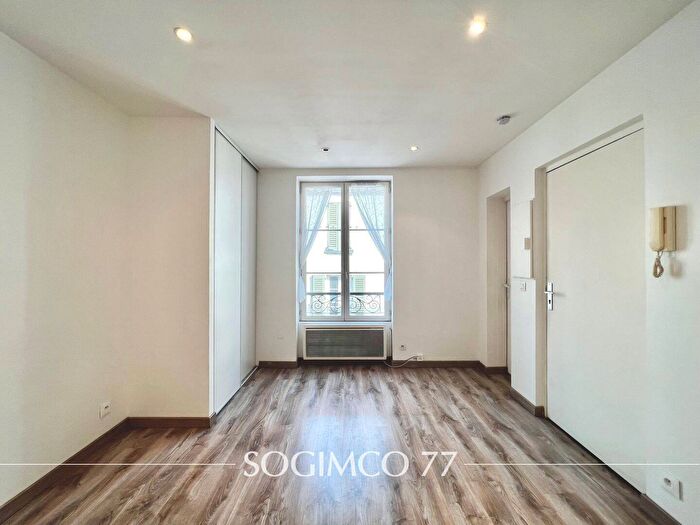 Appartement à louer - Lagny-sur-Marne - 1 pièce