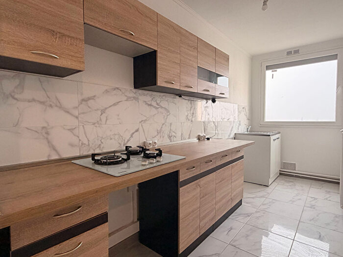 Appartement à vendre - Évreux, Nétreville - 3 pièces - 2 chambres