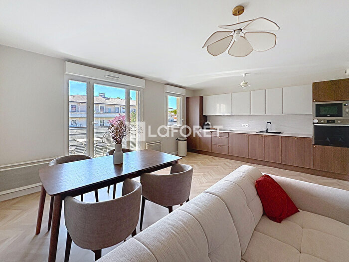 Deuil-la-Barre, Centre-ville, Côte : Appartement 3 pièces à vendre