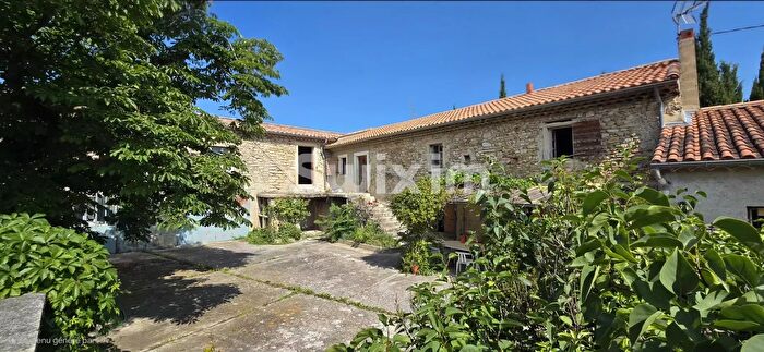 Maison à vendre - Taulignan - 9 pièces - 4 chambres