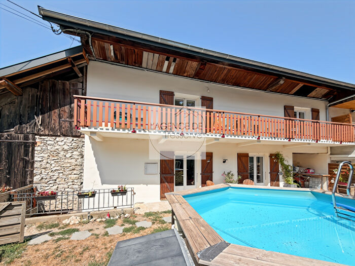 Maison 6 pièces à Cessens, à vendre