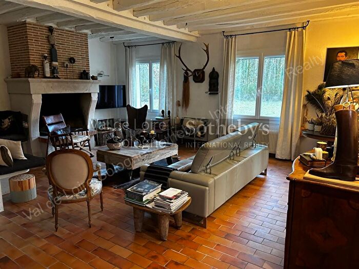 Yvoy-le-Marron : Maison 8 pièces à vendre