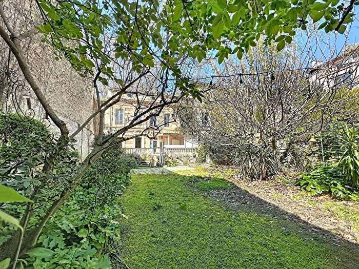 Maison à vendre - Avignon, Magnanen, Teinturiers - 7 pièces - 6 chambres