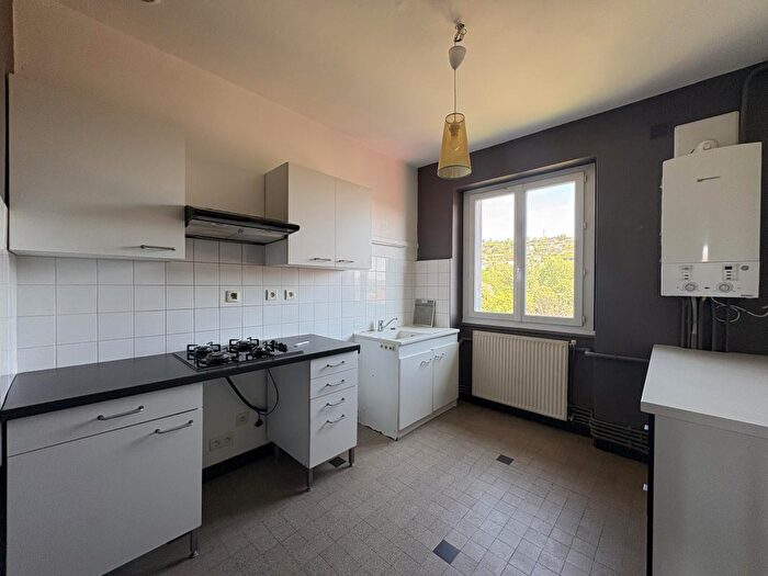Appartement 4 pièces à louer à Le Puy-en-Velay, Saint-Jean, République