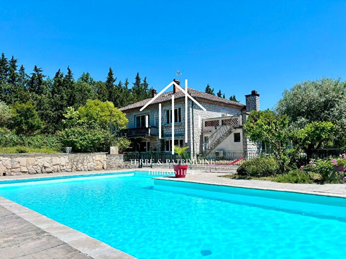 Maison à vendre - Vallon-Pont-dArc - 11 pièces - 7 chambres