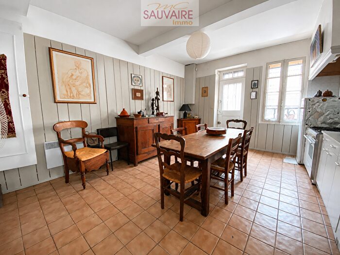 Maison 5 pièces à Saint-Laurent-de-la-Salanque, à vendre