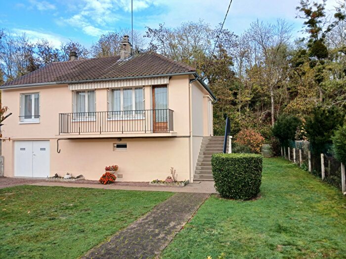 Maison à vendre - Évreux, Navarre - 4 pièces - 2 chambres