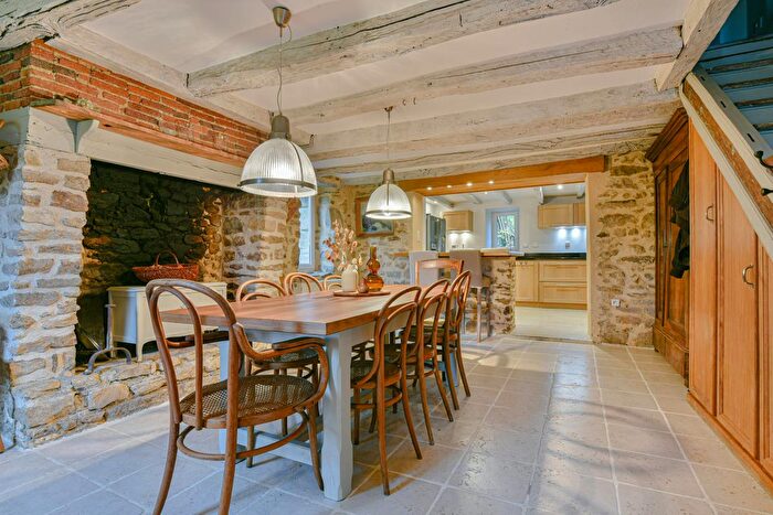 Compreignac : Maison 7 pièces à vendre