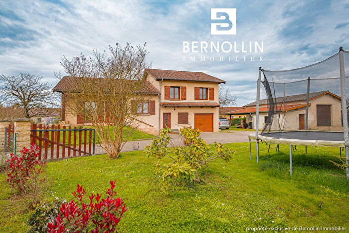 Attignat - Maison 5 pièces à vendre