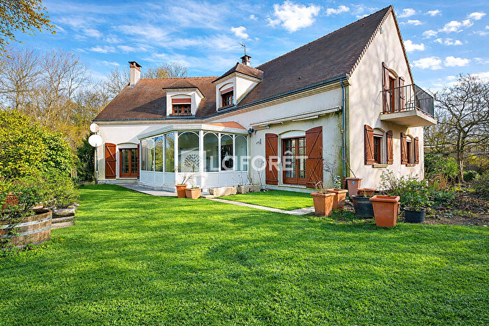 Maison à vendre - Nogent-le-Phaye - 7 pièces - 5 chambres