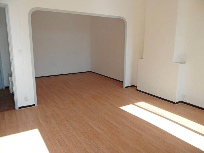 Appartement à louer - Centre, Hyères - 1 pièce