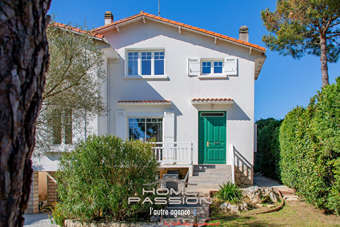 Maison 8 pièces à Royan, Le Parc, Plage de la Grande-Conche, à vendre