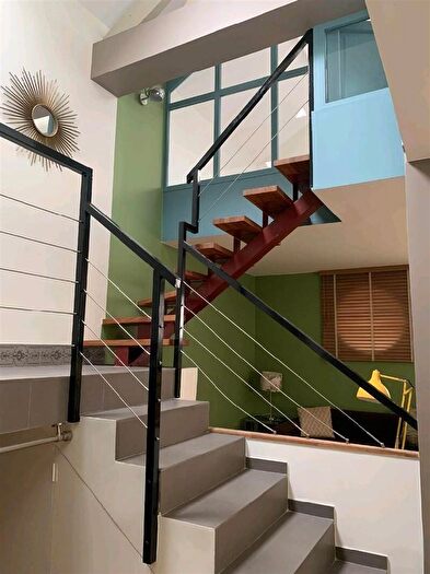 Maison à louer - Hauts dAsnières-Métro, Asnières-sur-Seine - 4 pièces - 3 chambres