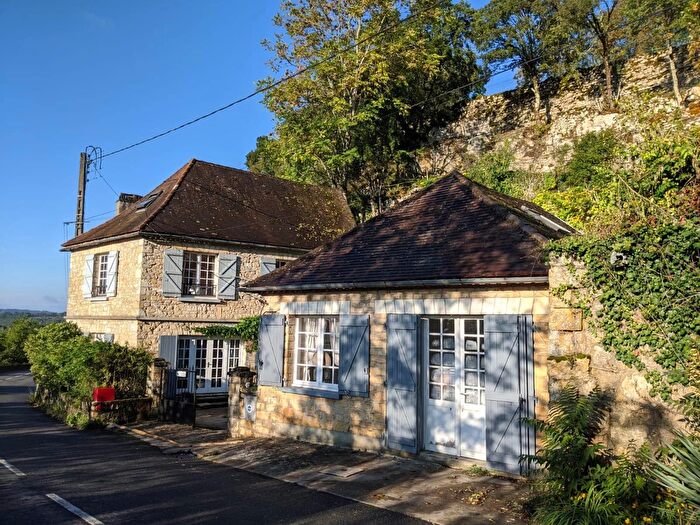 Maison à vendre - Domme - 8 pièces - 4 chambres