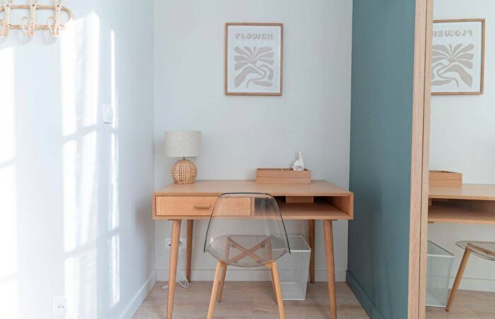 Appartement à louer - Martroi-Cathédrale, Orléans - 1 pièce - 1 chambre