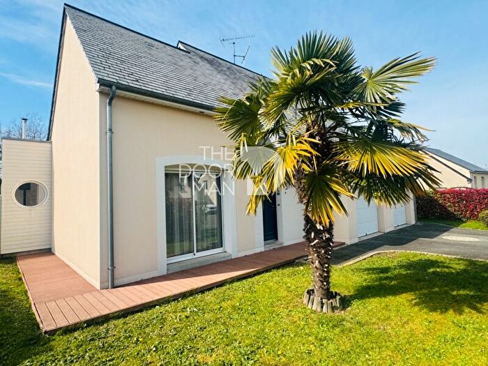 Maison à vendre - Bonchamp-lès-Laval - 7 pièces - 4 chambres