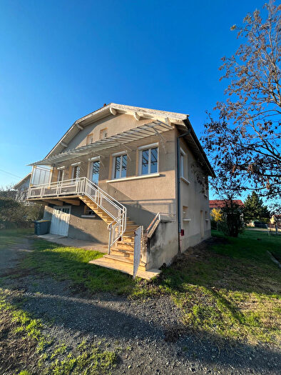 Maison 6 pièces à louer à Saint-Romain-le-Puy