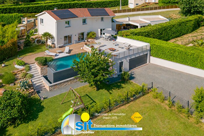 Maison 6 pièces à Les Côtes-d'Arey, à vendre