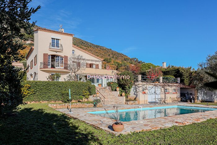 Maison à vendre - Gattières - 10 pièces - 7 chambres