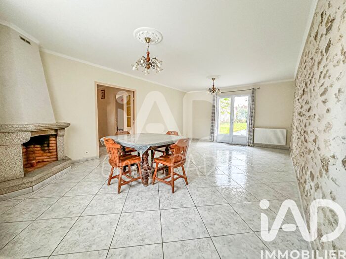 Maison à louer - Faremoutiers - 4 pièces - 3 chambres