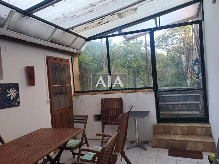 Maison à vendre - Ruffec - 7 pièces - 4 chambres