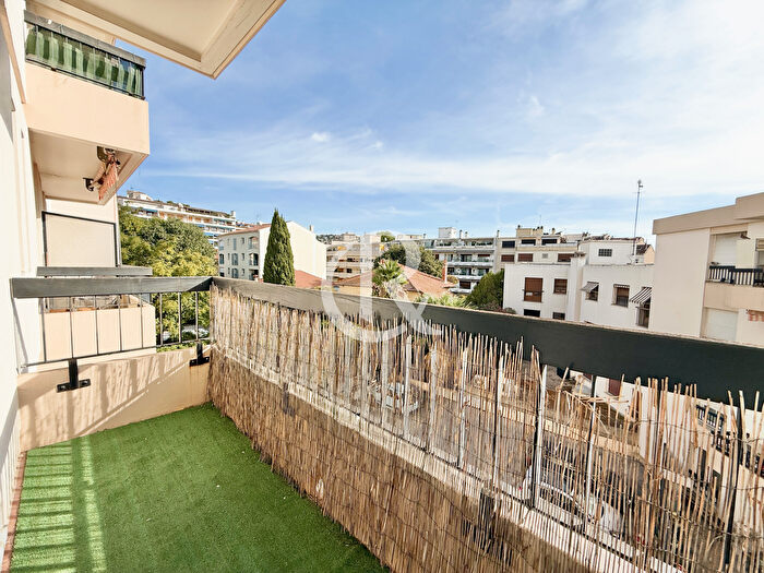 Appartement 1 pièce à vendre - Hyères, Centre-ville
