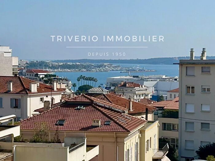 Appartement à vendre - Cannes, Petit Juas - 2 pièces - 1 chambre