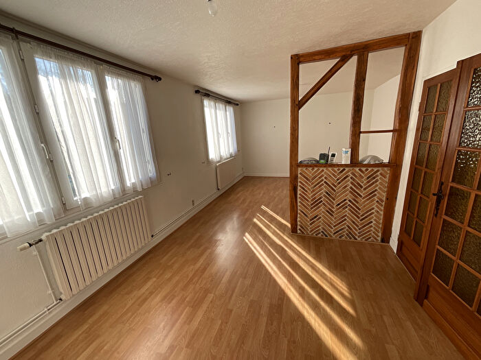 Appartement à louer - Bourges, Centre-ville, Charlet, Lahitolle, Pignoux, Sembat - 3 pièces - 2 chambres