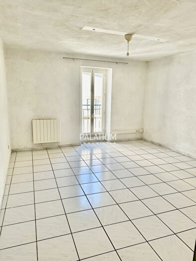 Appartement à vendre - Forcalquier - 6 pièces - 3 chambres