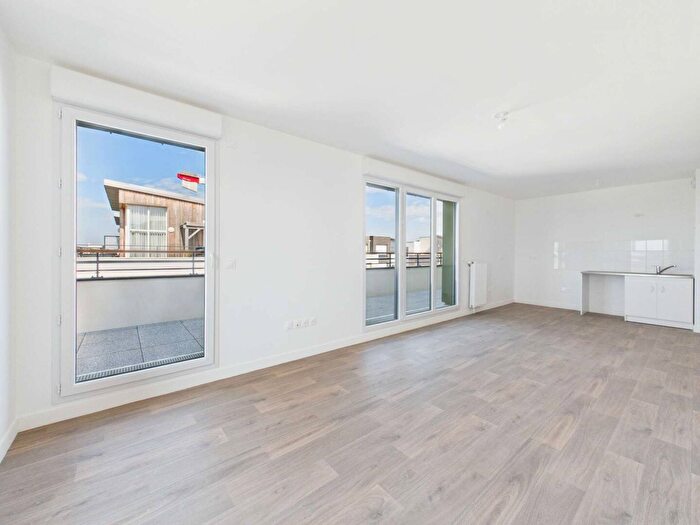 Appartement 3 pièces à louer à Zone dActivité, Maurepas