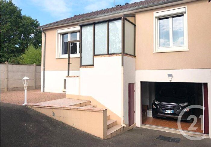Maison à louer - Chartres - 4 pièces - 3 chambres