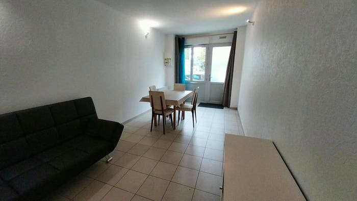 Centre Ville, Langon : Appartement 1 pièce à louer
