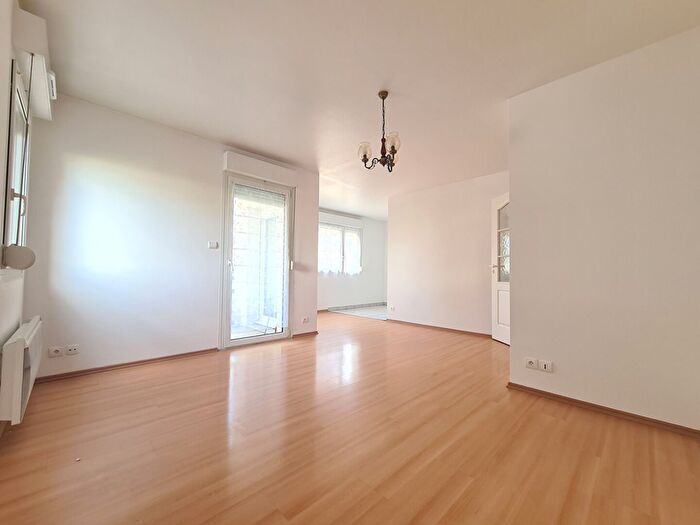 Appartement à louer - Golbey - 2 pièces - 1 chambre