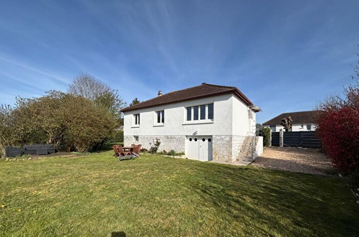 Maison à vendre - Chaumont-en-Vexin - 4 pièces - 3 chambres