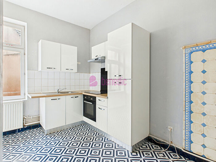 Appartement à louer - Metz, Centre-ville - 5 pièces - 3 chambres