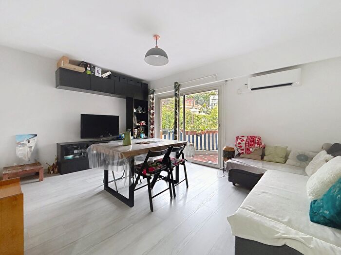 Appartement à vendre - Nice, Saint-Sylvestre - 3 pièces - 2 chambres