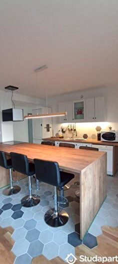 Bas Clos-Nord Est, Saint-André-les-Vergers - Appartement 1 pièce à louer