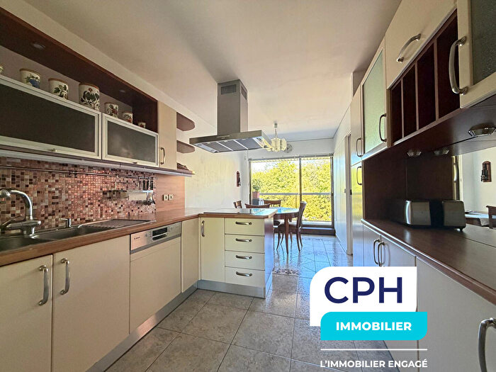 Rocquencourt : Appartement 5 pièces à vendre