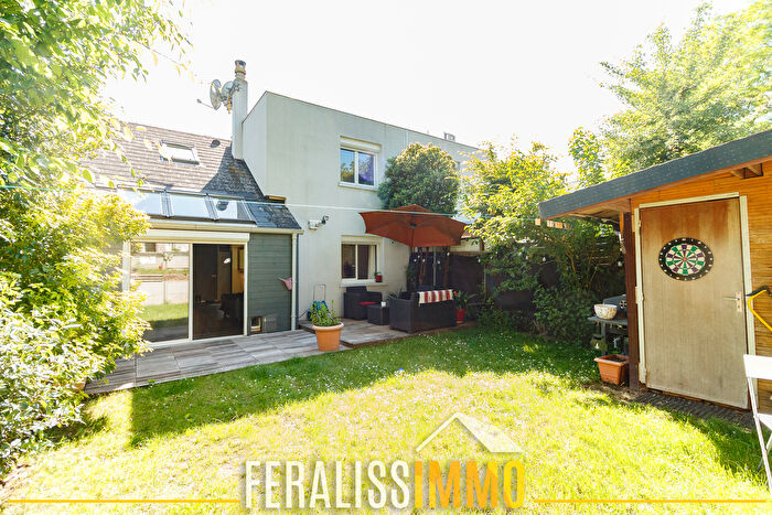 Maison 4 pièces à Cergy, Coteaux, à vendre
