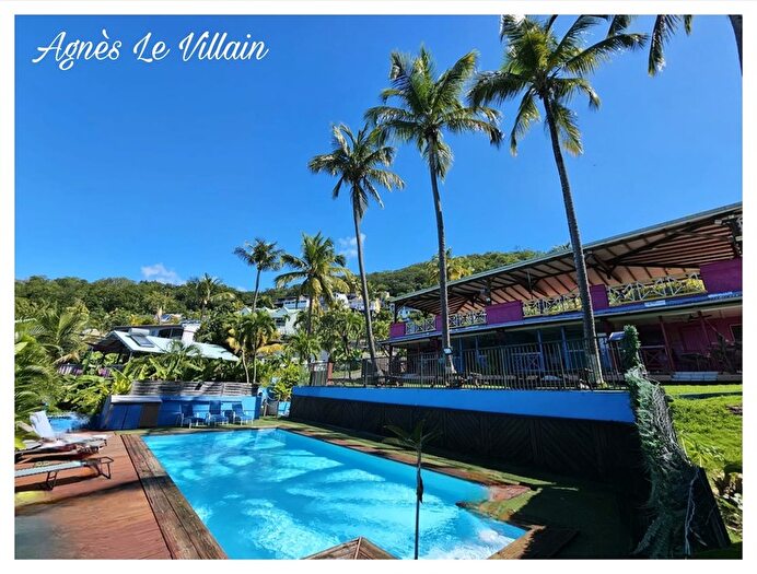 Maison à vendre - Bouillante - 13 pièces - 12 chambres